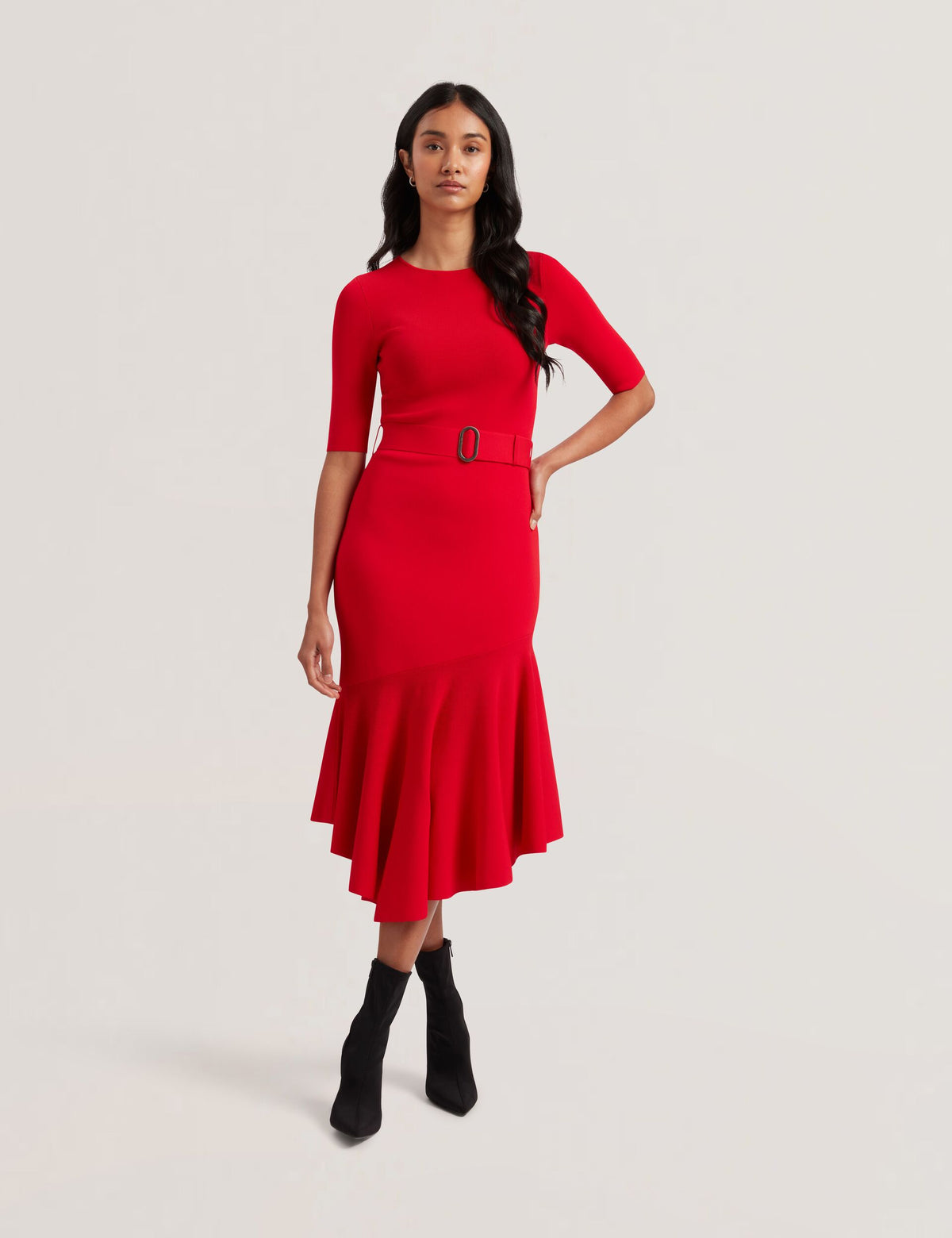 SAMALEE - Flippy Hem Knitted Midi Dress