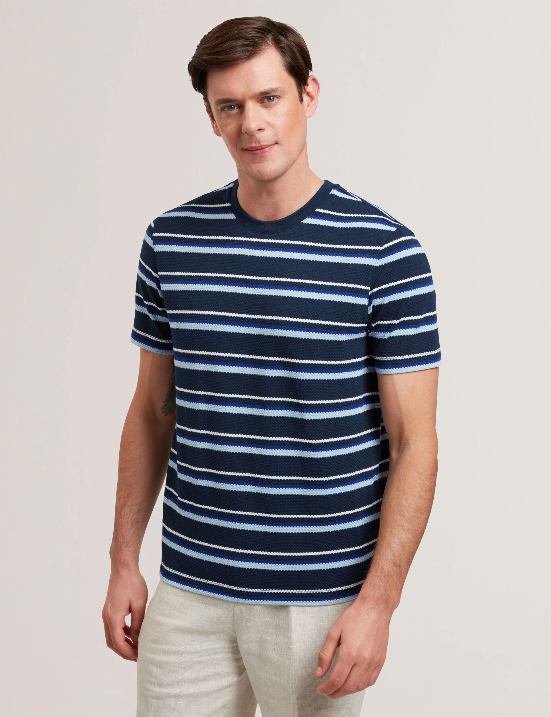 GORANO - Short Sleeve Textured Striped T-Shirt