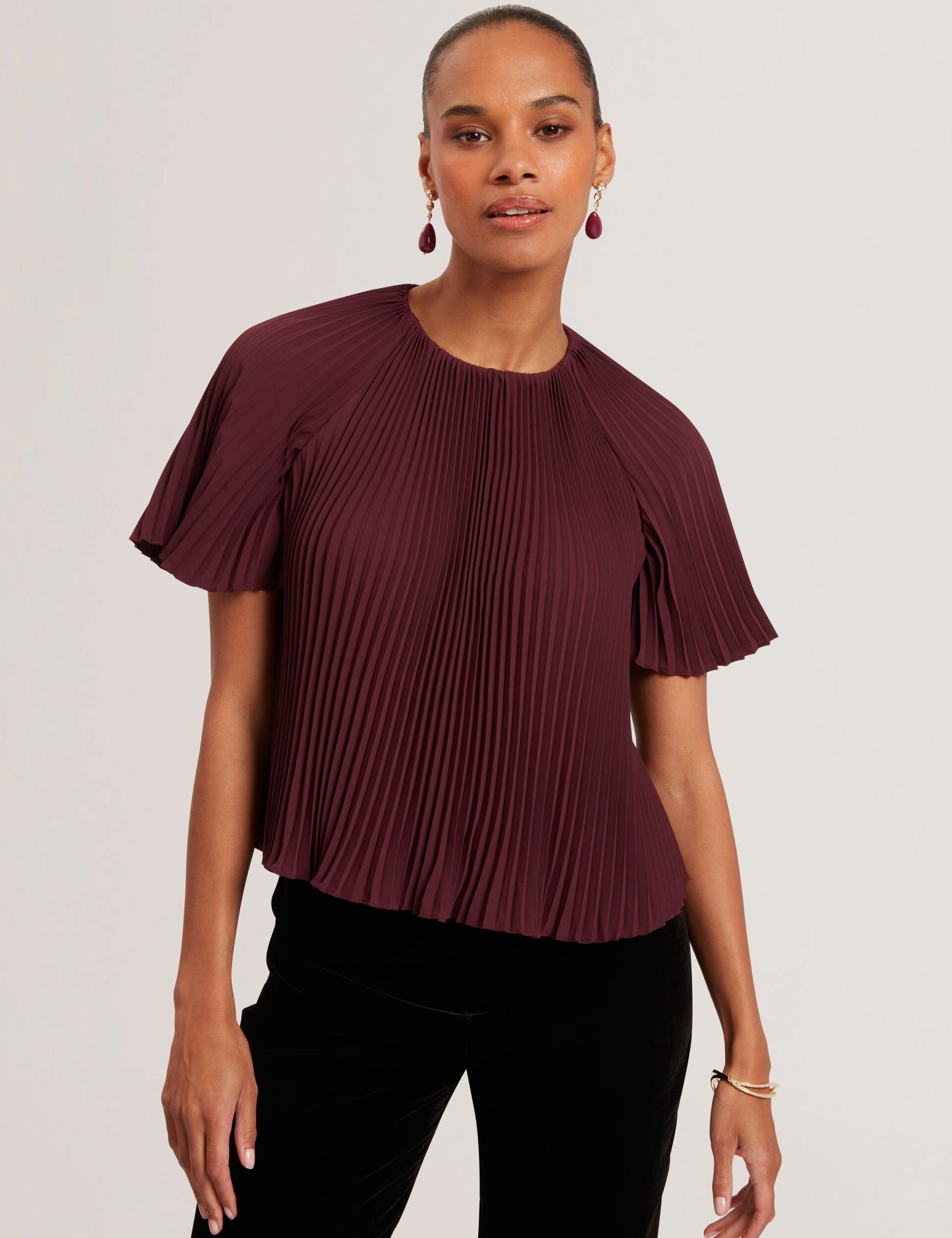 AGARA Pleated Flowy Short Sleeve Blouse in Oxblood
