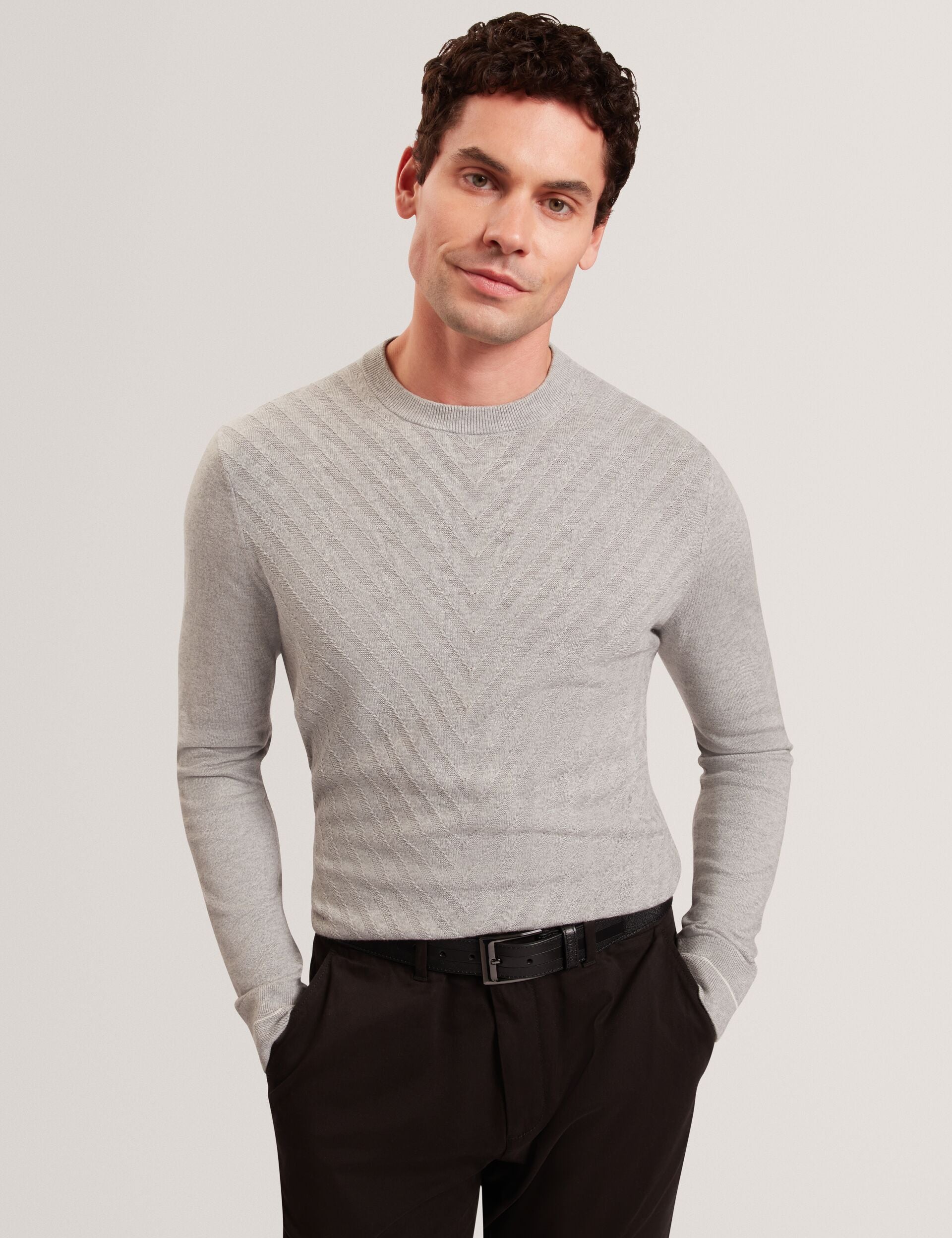 CORBIN Chevron Texture Knit Crew Neck Sweater